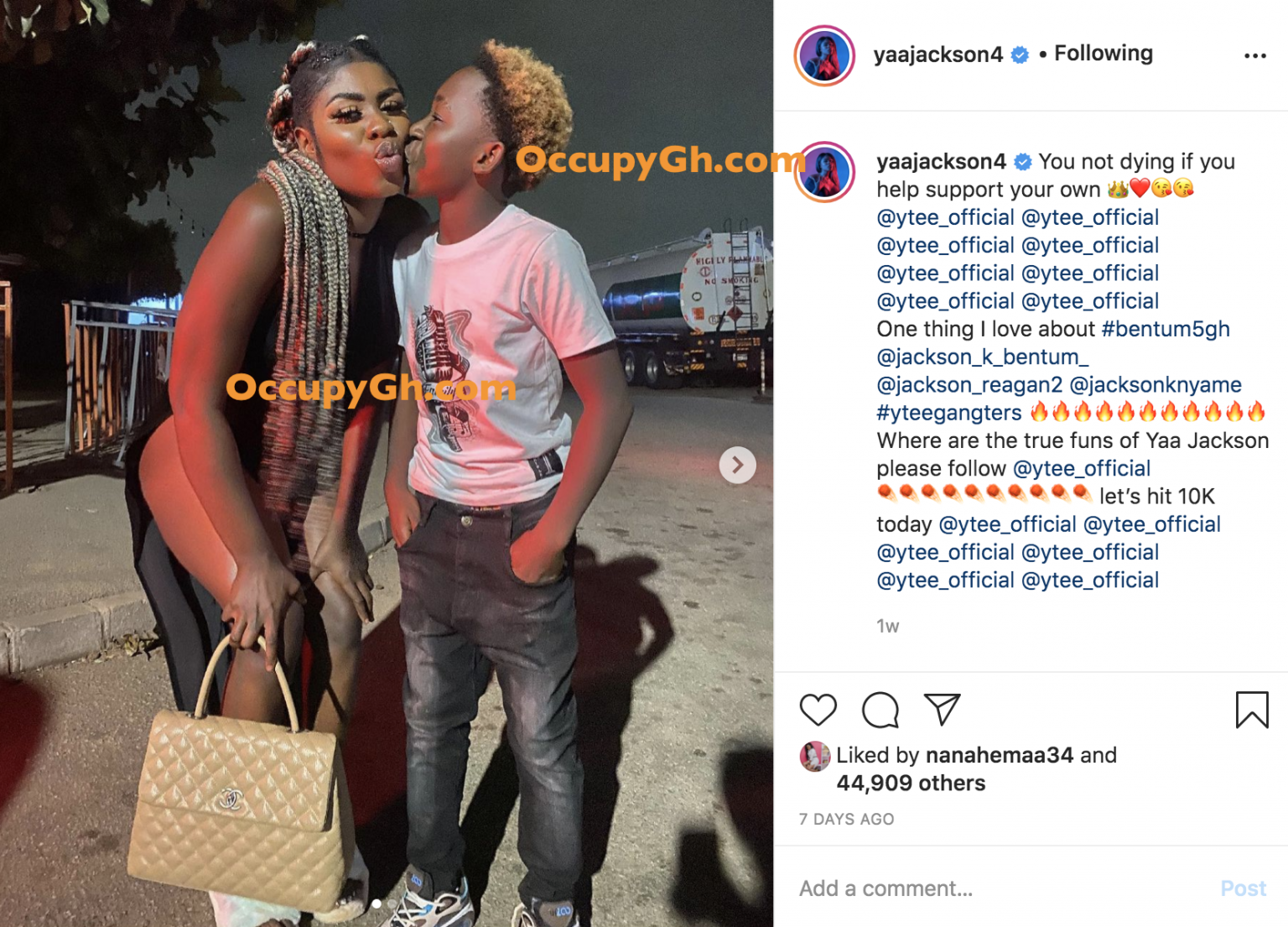 Yaa Jackson Kisses Her Brother In Latest Picture
