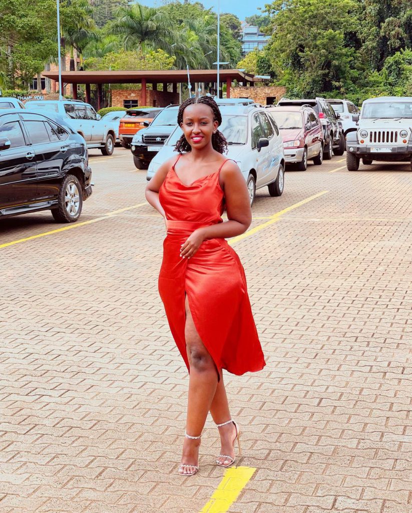 Woman Blessed With Almost Everything Surfaces Online; Netizens Go Berserk