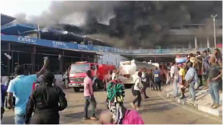 Kejetia Market Fire: People Are Trapped In The Inferno (VIDEO)
