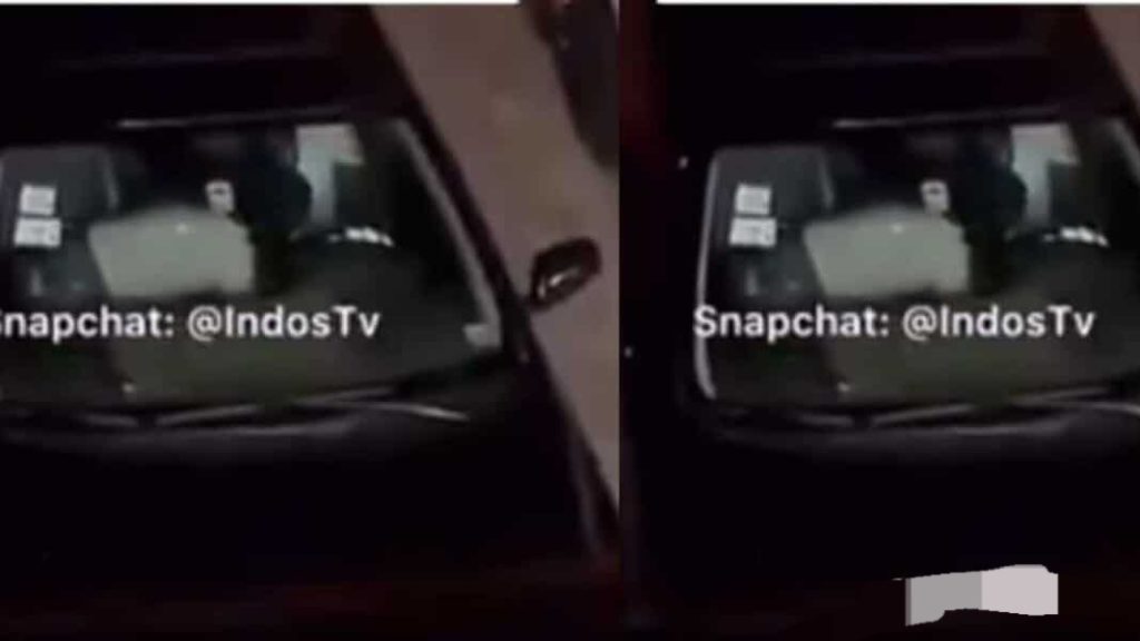 University Student Caught Having Intimate With Uber Driver In A Car At ...